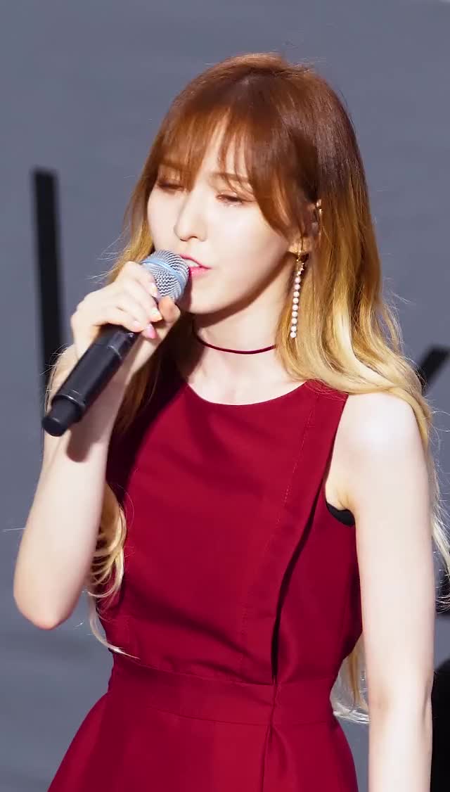 Daily Wendy#134 | Scrolller