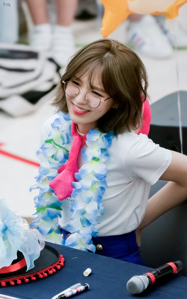 Daily Wendy#417 | Scrolller