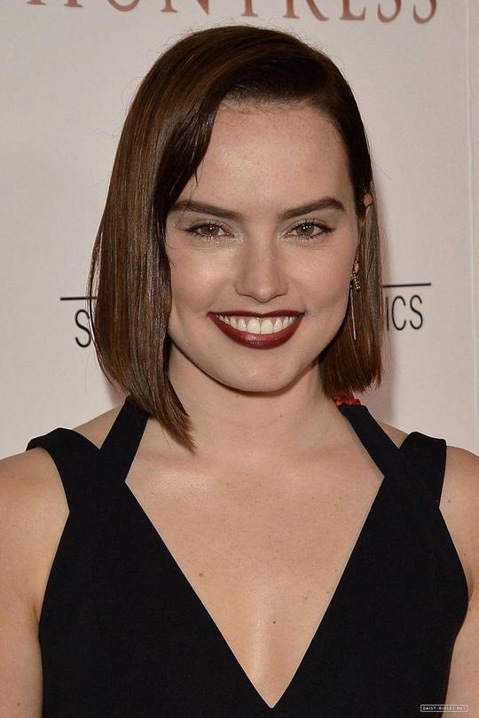 Daisy Ridley | Scrolller