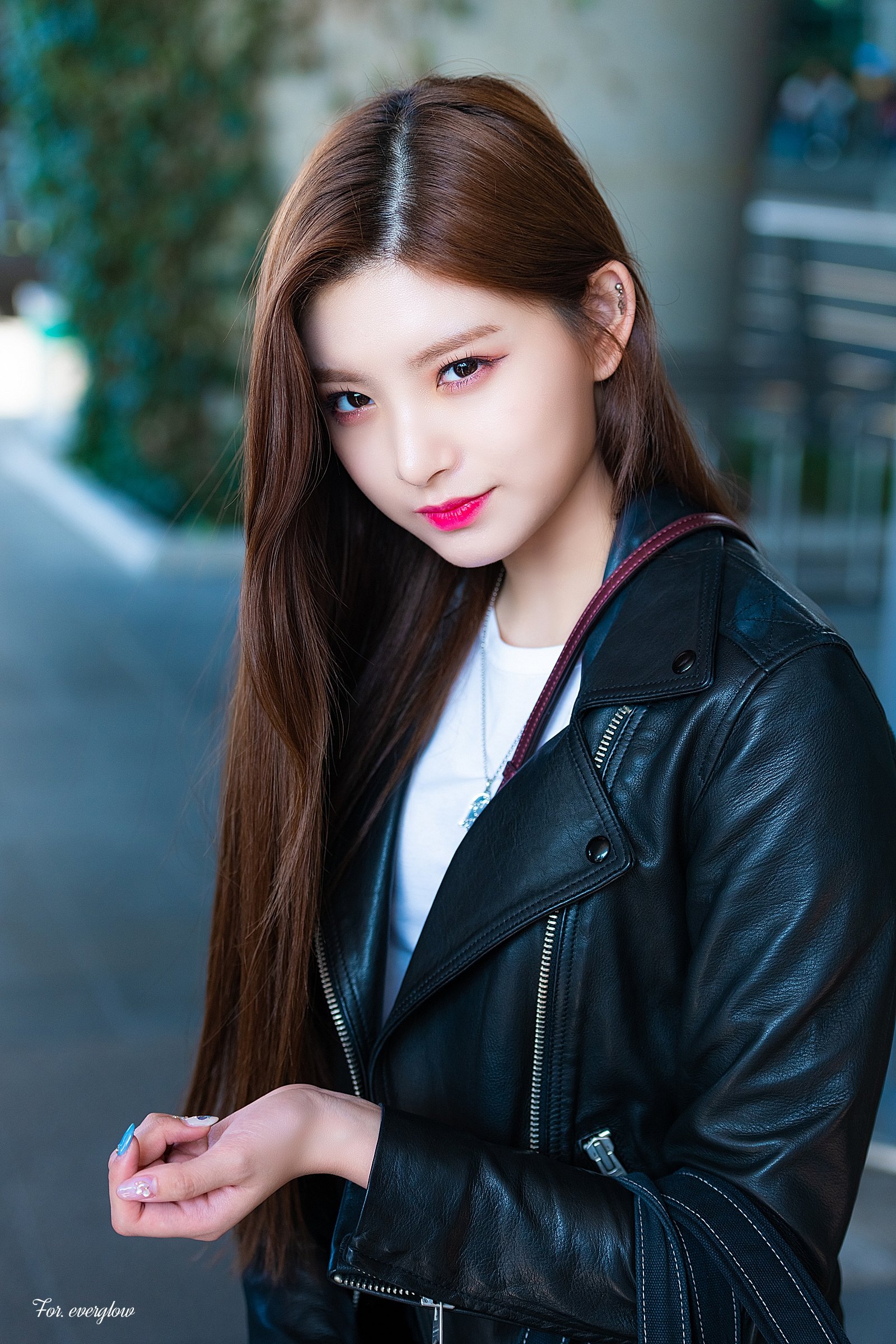 Dangerous Yiren | Scrolller