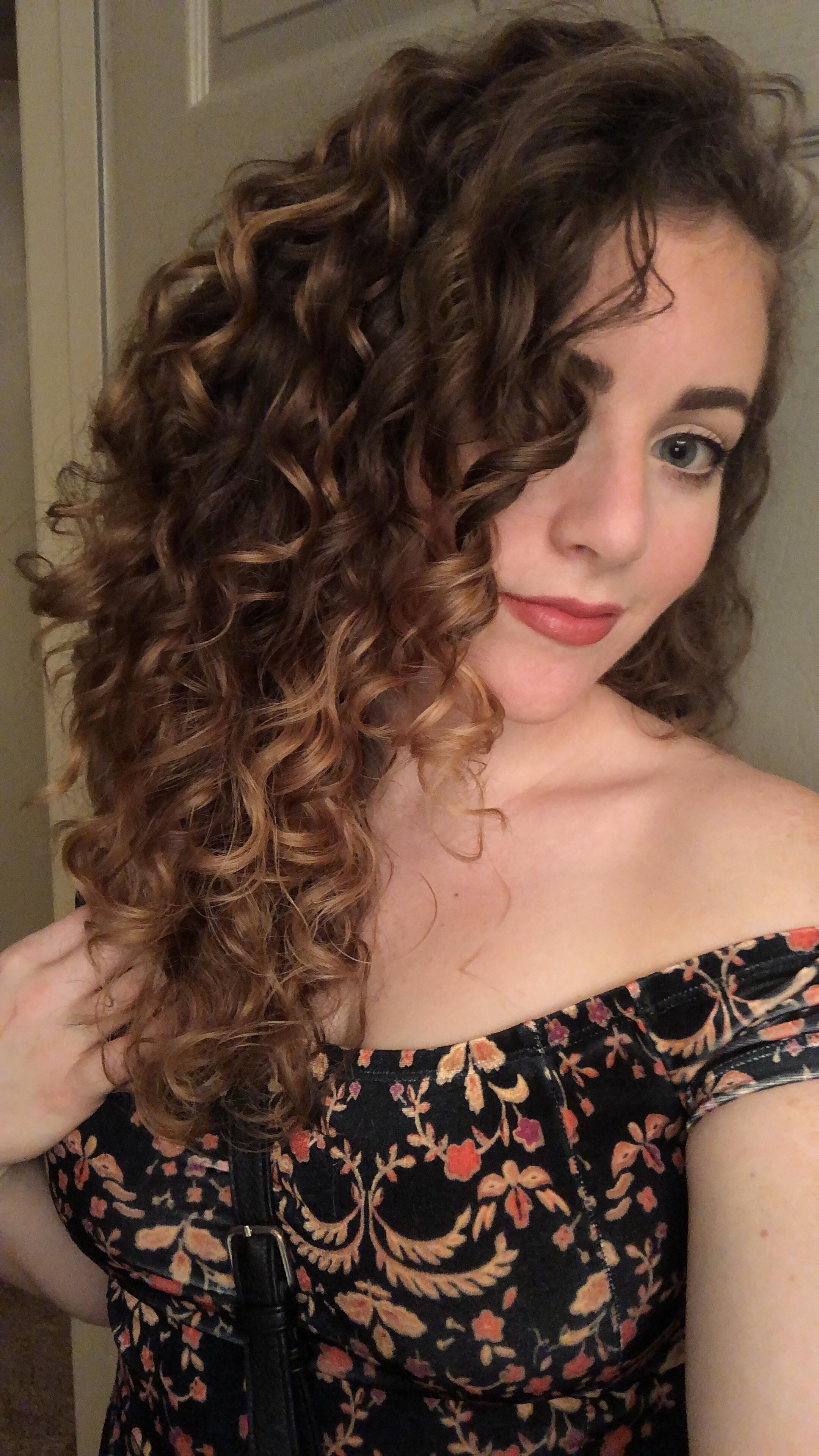Date night curls | Scrolller
