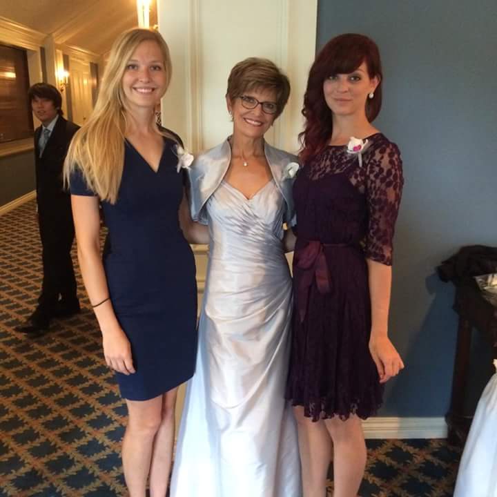 Daughter Mom Daughter Scrolller