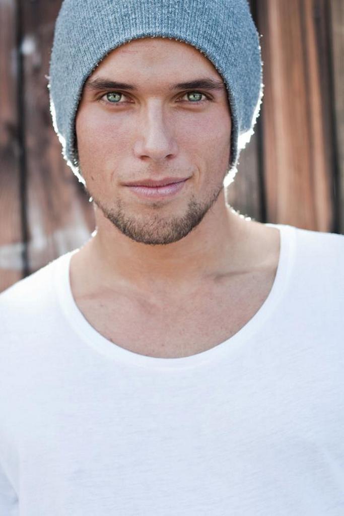 David Schwartz | Scrolller