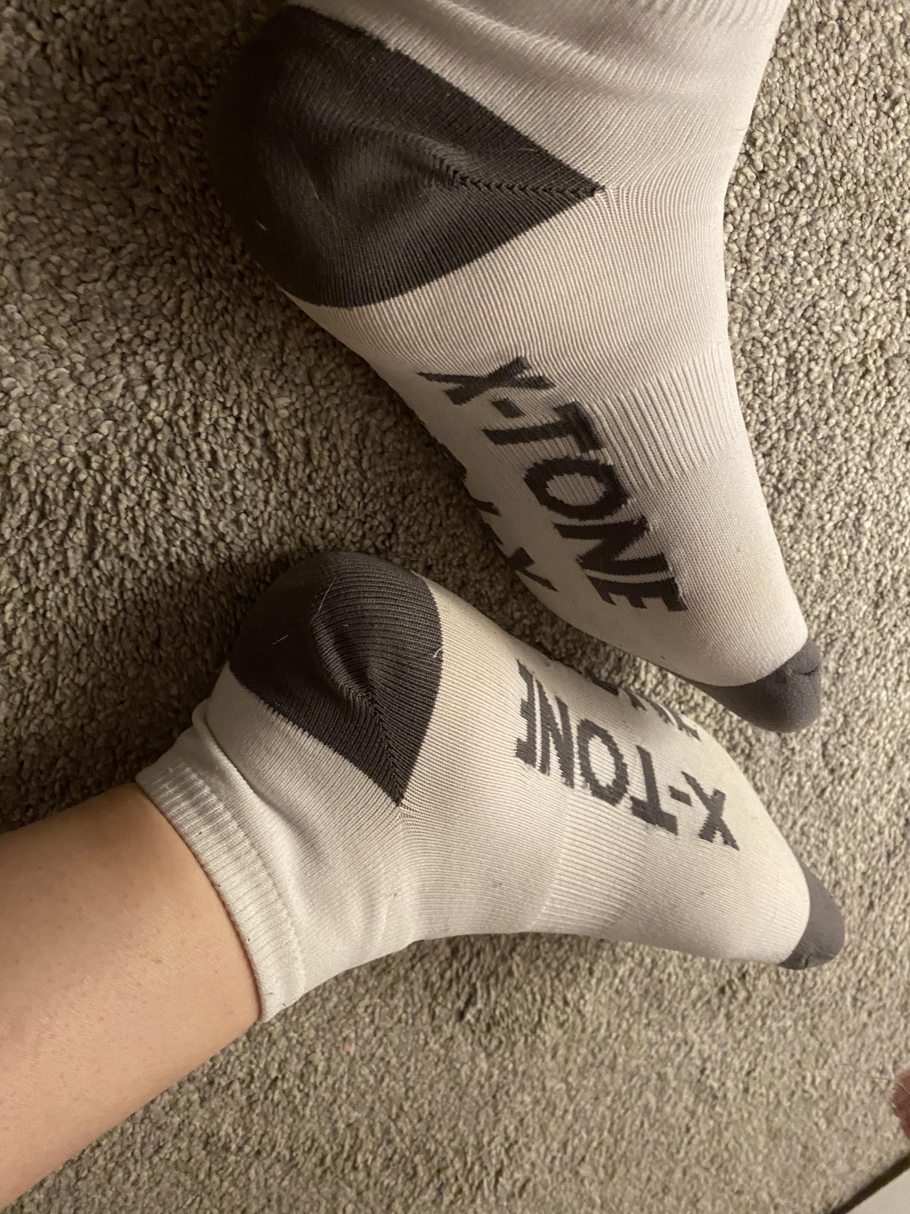 Day 5 of these stinky socks 🧦 | Scrolller