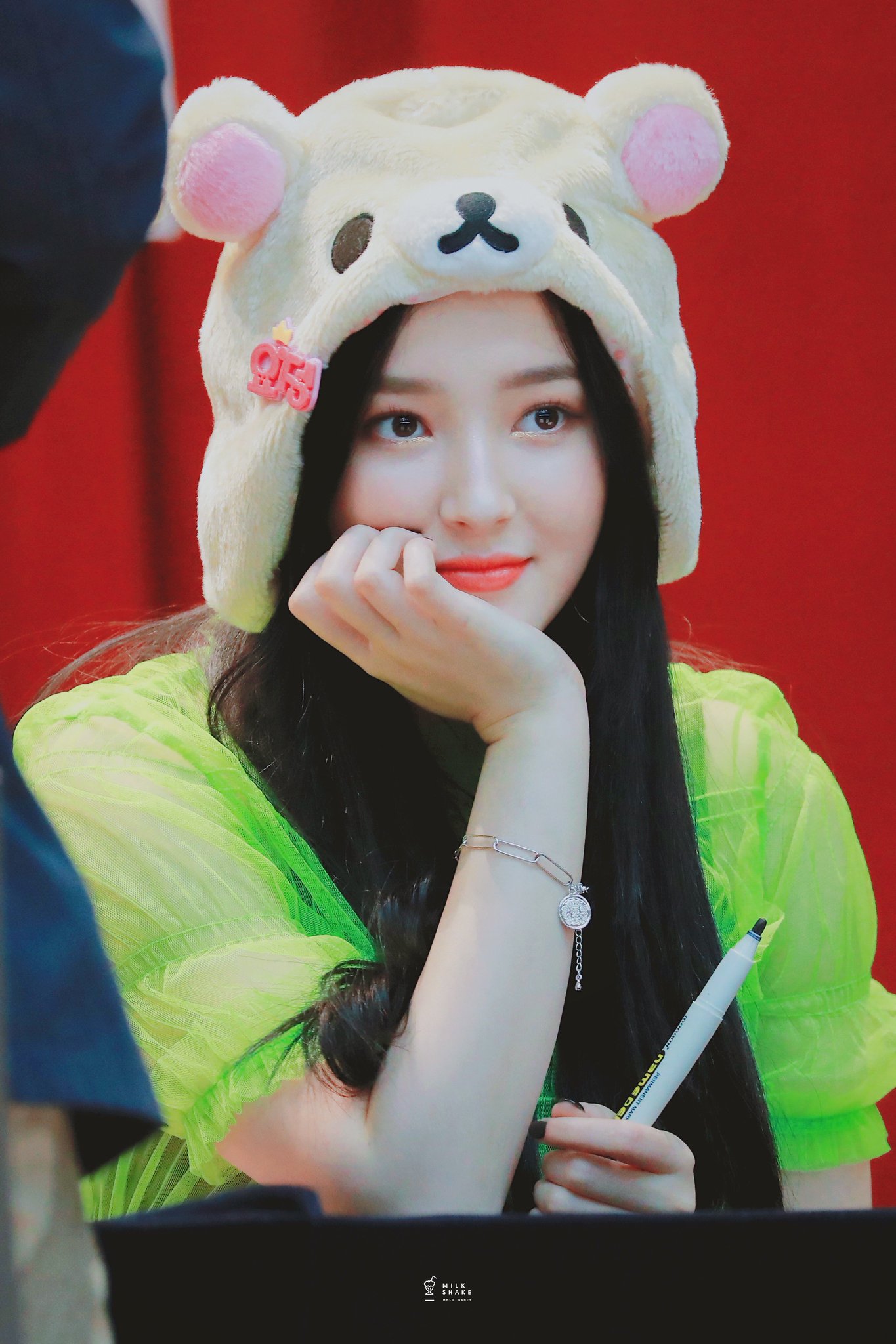 Daydreaming | Scrolller