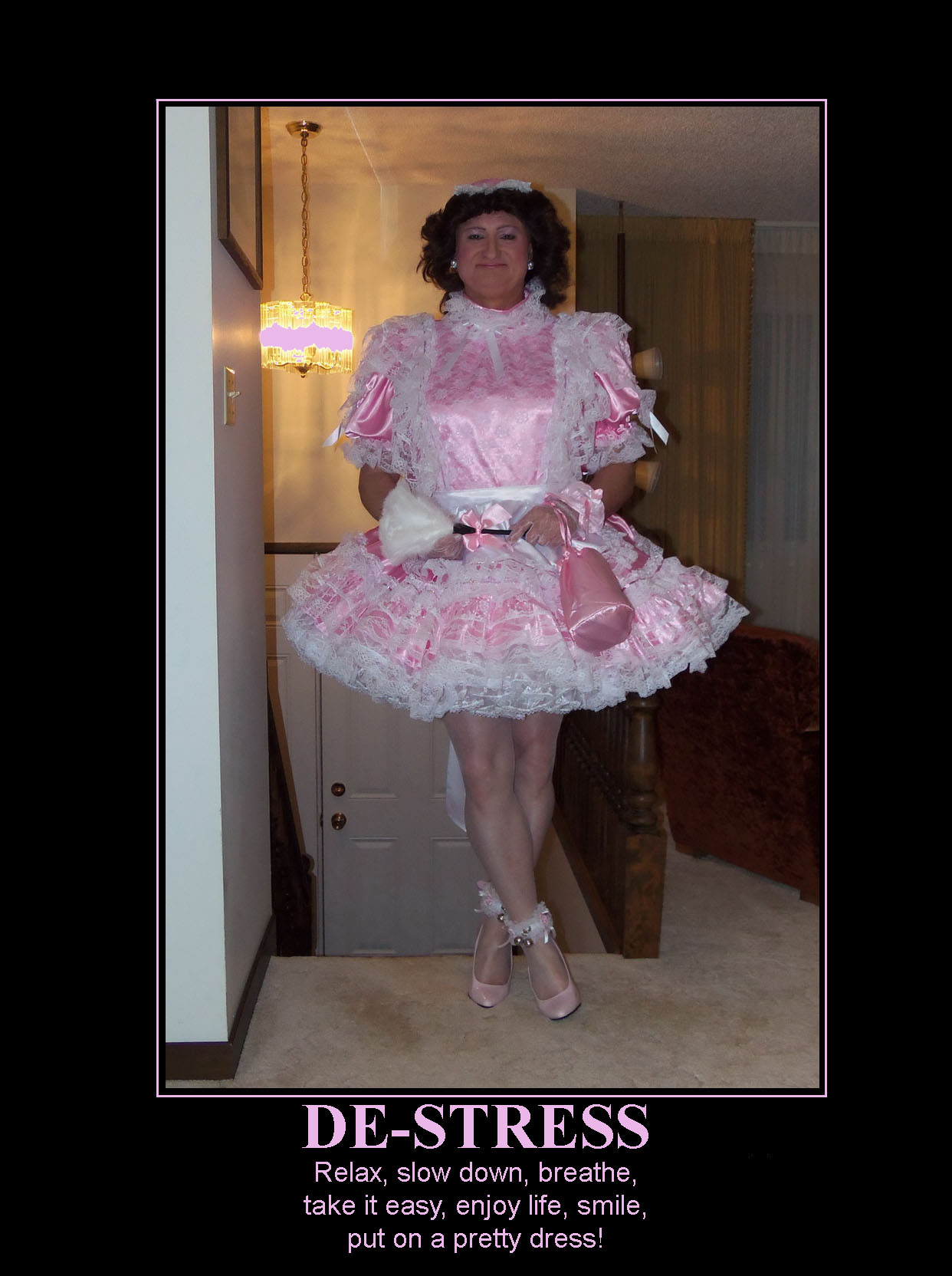 DE-STRESS | Scrolller