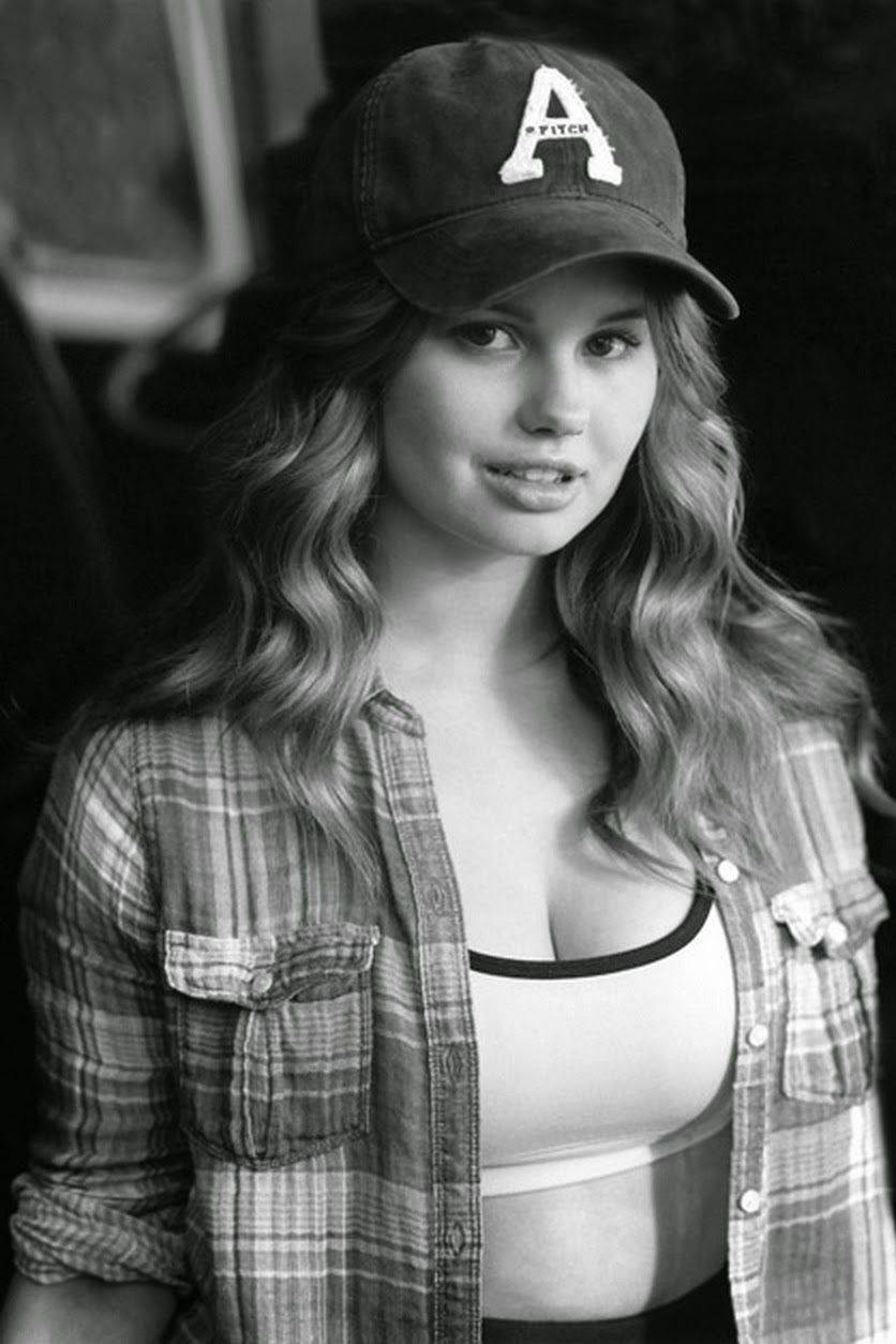 Debby Ryan | Scrolller