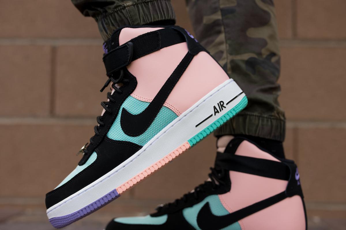 Defeats the point of camo... | Scrolller