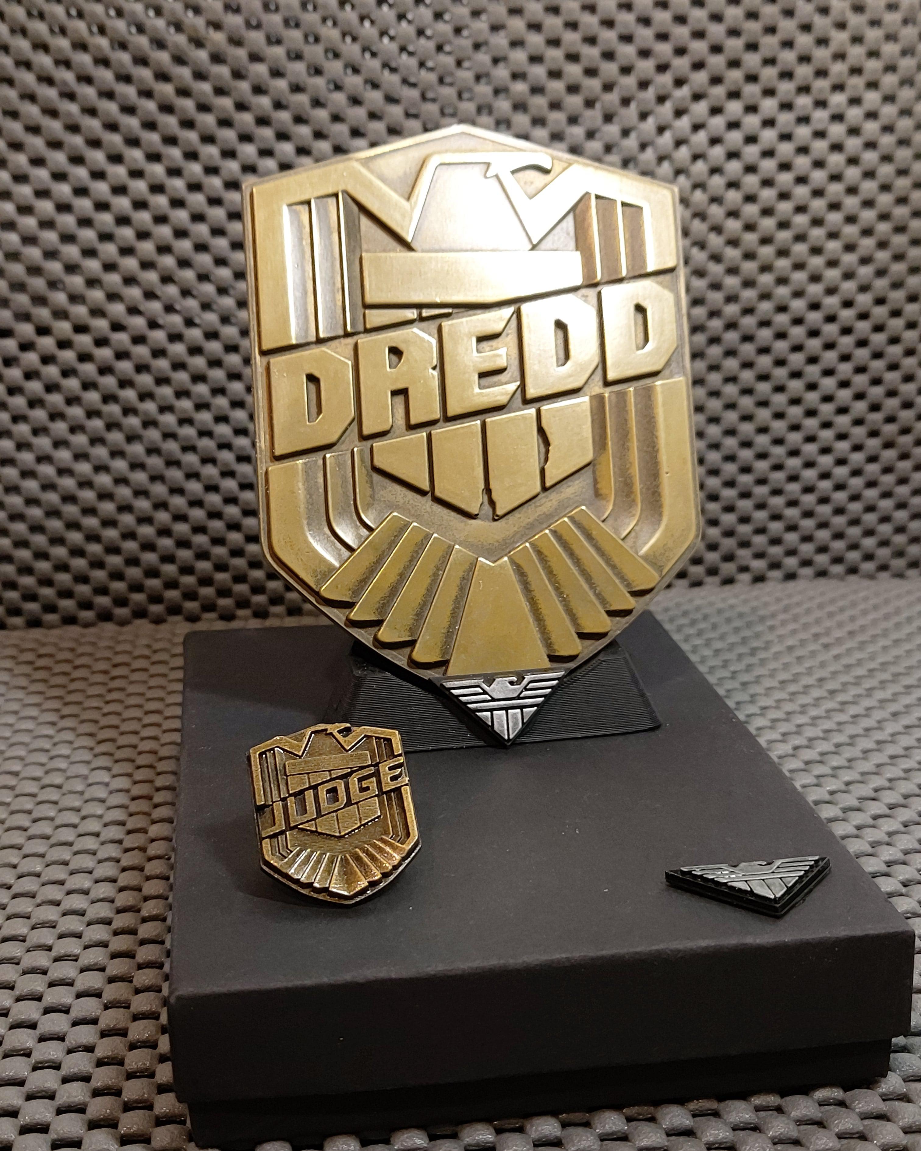 Deluxe "DREDD" 😊 | Scrolller