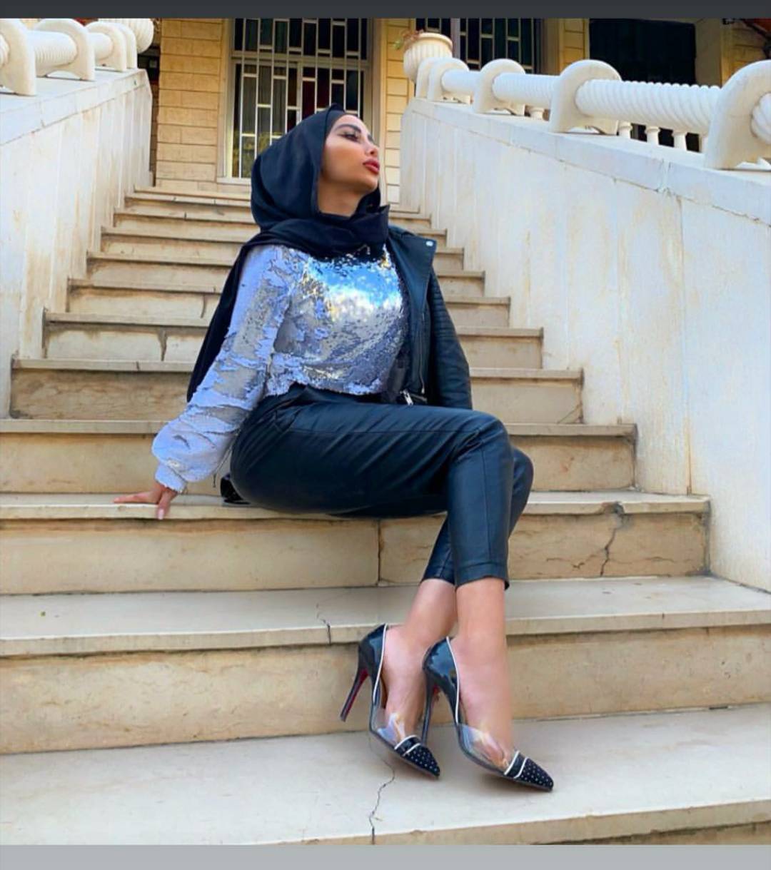 Dem heels | Scrolller