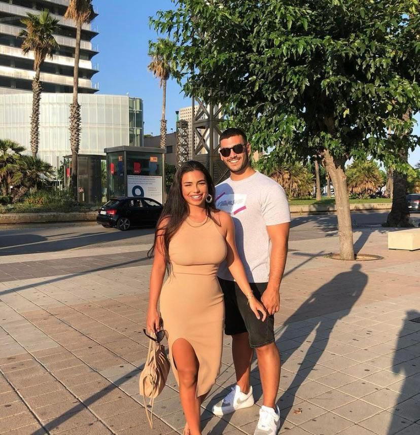 Devin.chiara ihre Figur | Scrolller