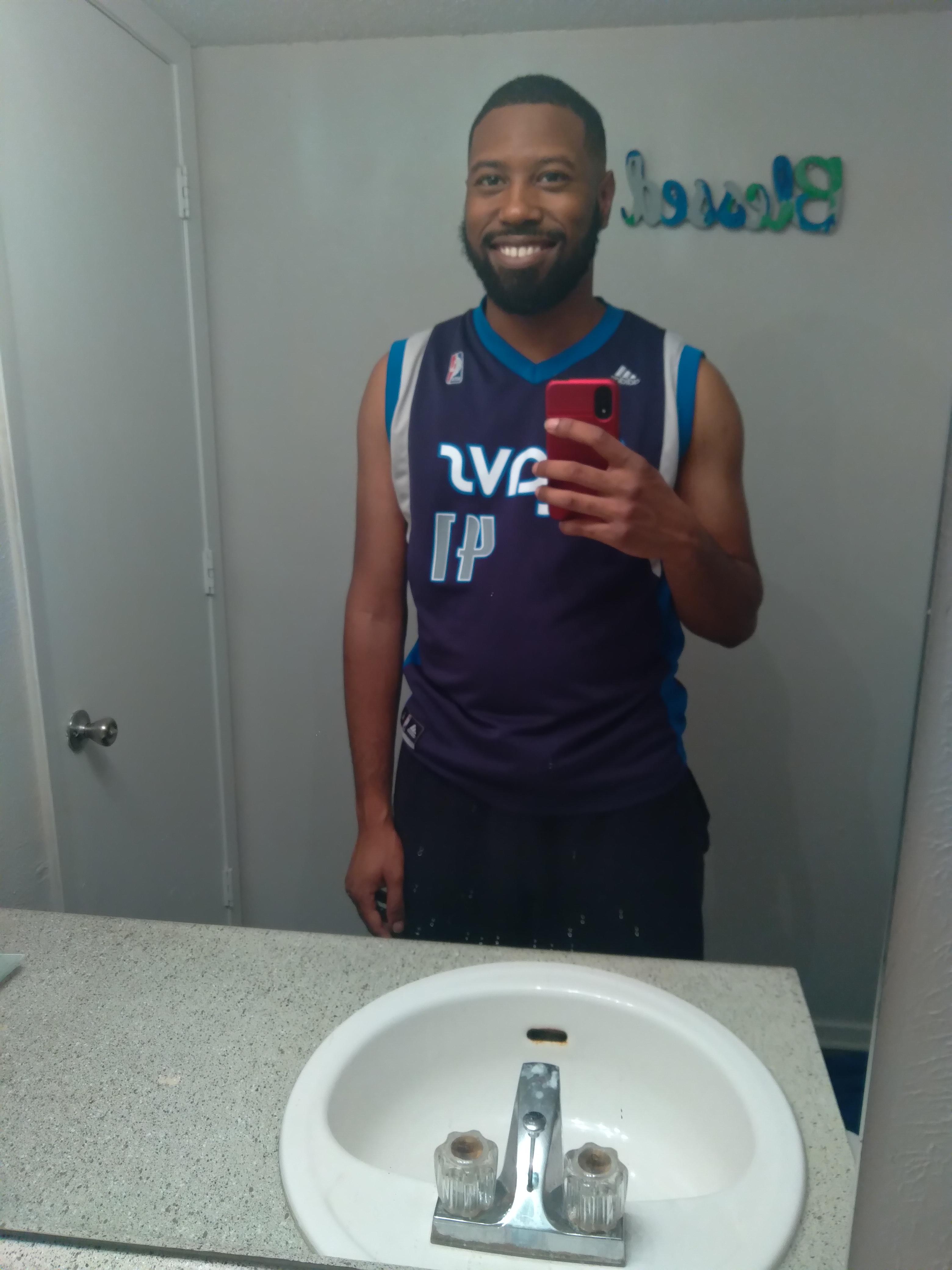 Heyy cucks | Scrolller