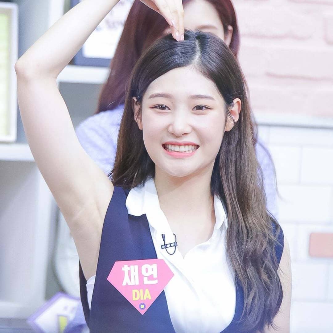 DIA - Chaeyeon | Scrolller