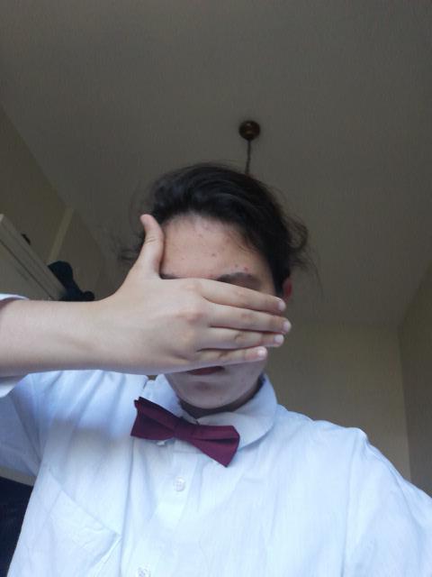 Did i wear the bowtie correctly | Scrolller