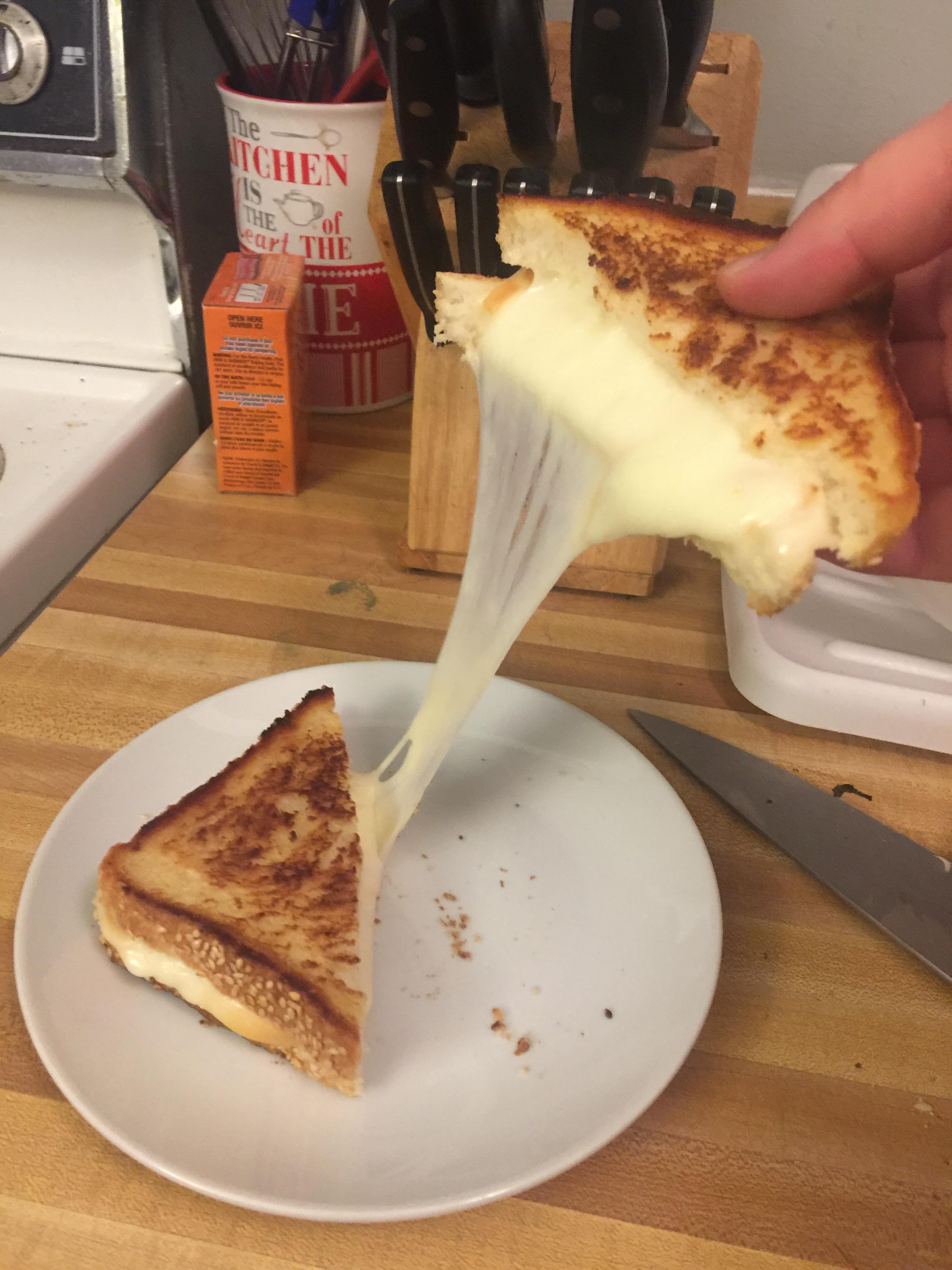 Dirty cheese pull. | Scrolller