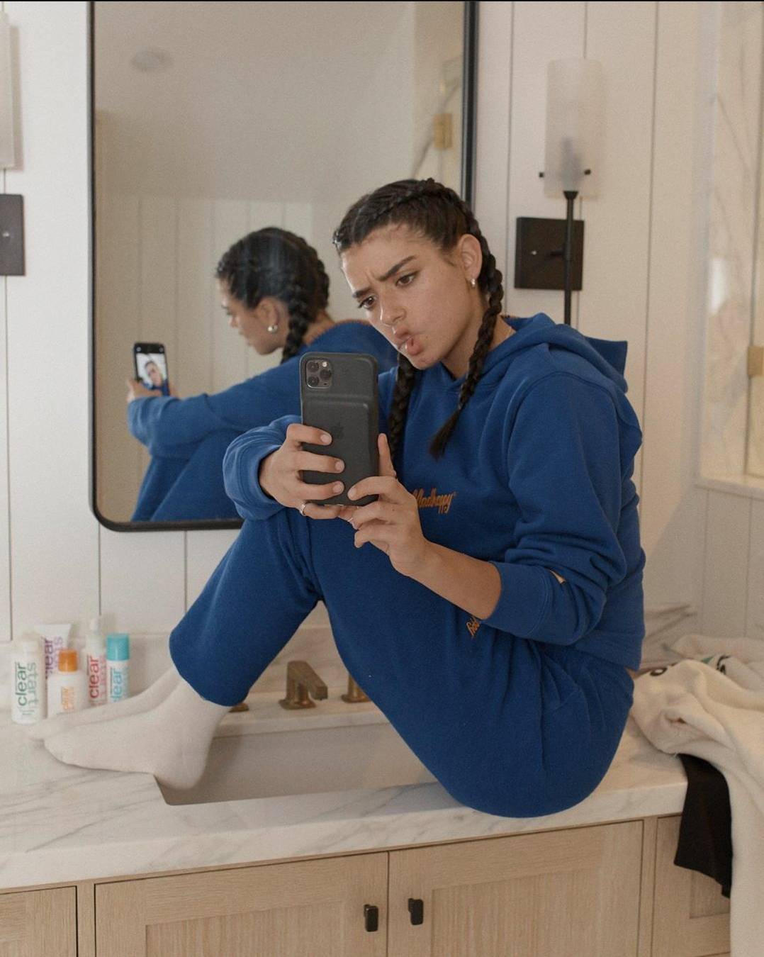 Dixie 💙 | Scrolller