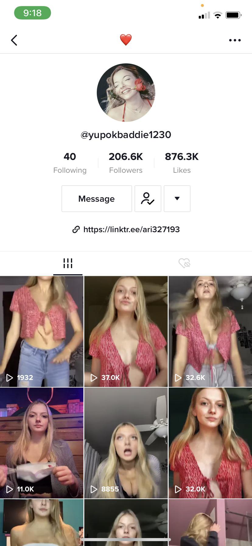 Do anybody have her or what’s her Instagram. | Scrolller