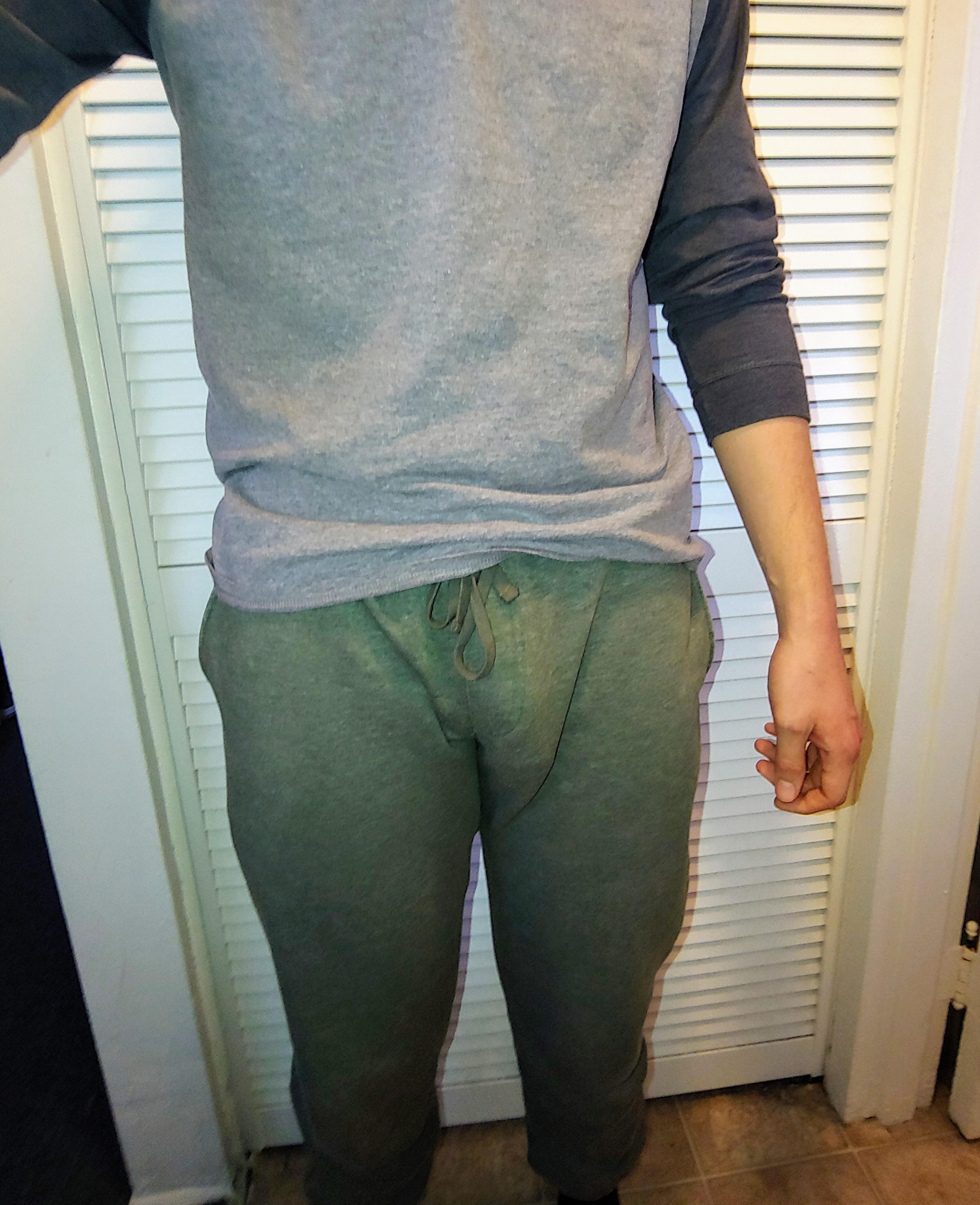Do green sweatpants count? | Scrolller