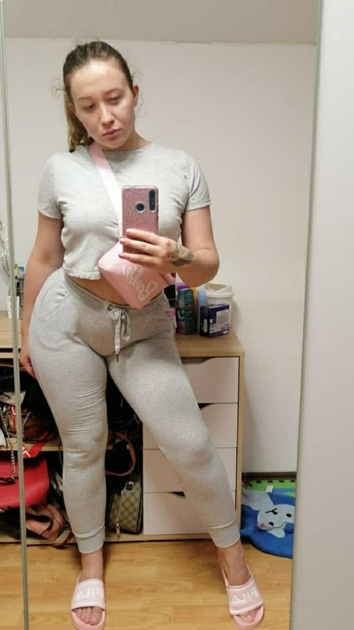 Do you like curves of my Gf? | Scrolller