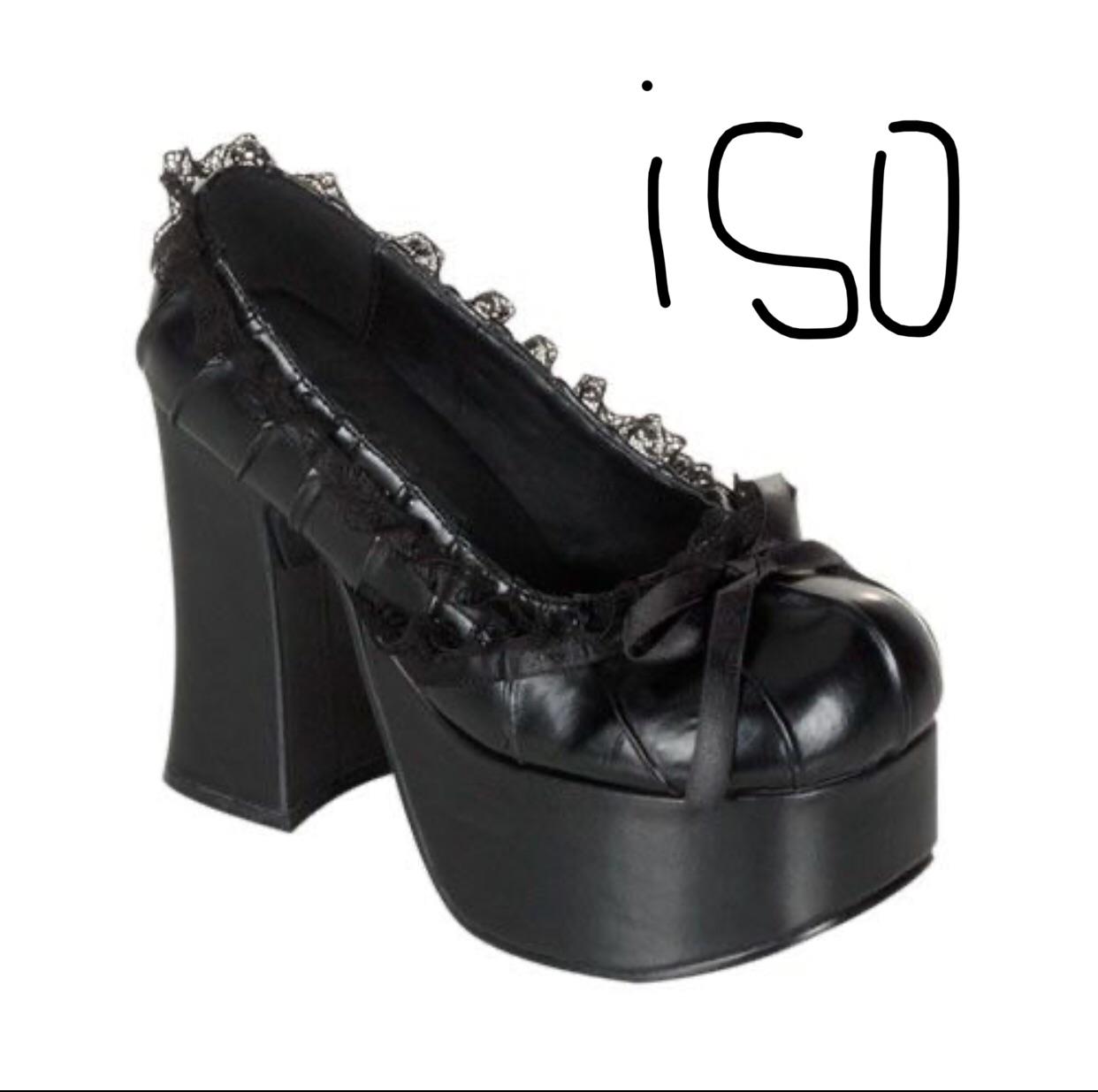 Does anyone have these in sizes 4-6 uk? | Scrolller