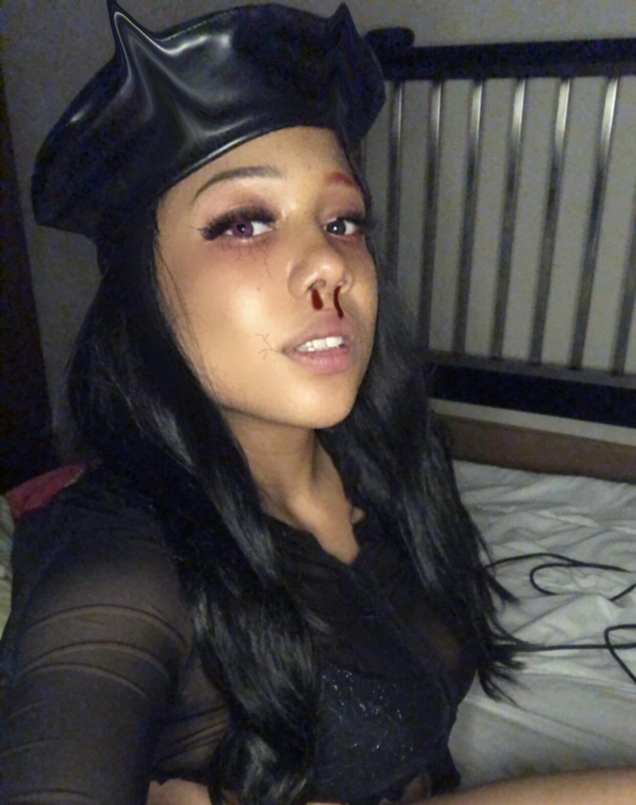 Don’t see many poc in here 👋🏽 | Scrolller