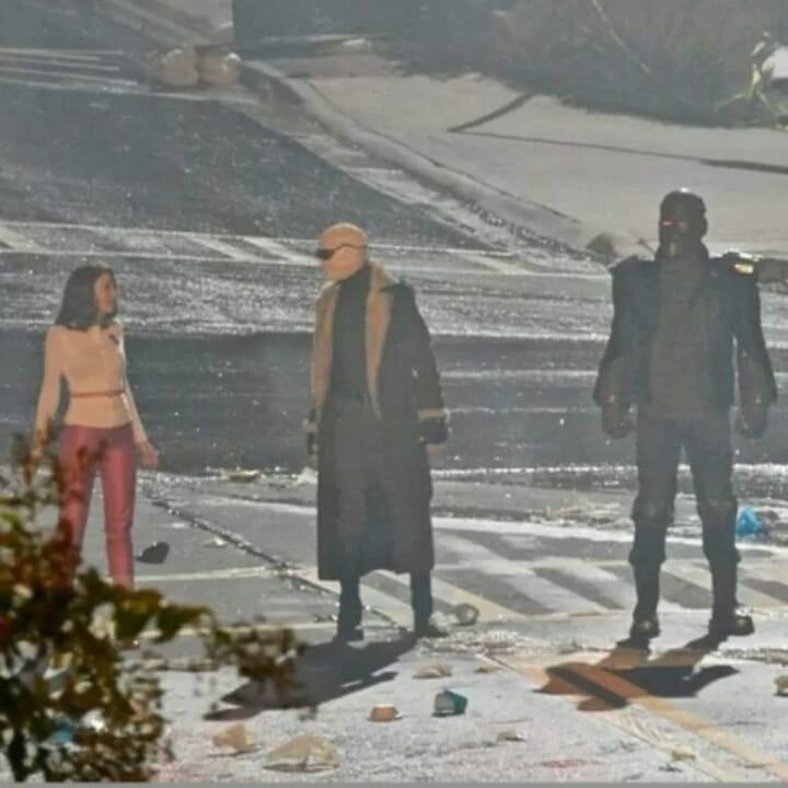 Doom Patrol: New photo of Elasti-Woman, Negative Man, and Robotman | Scrolller