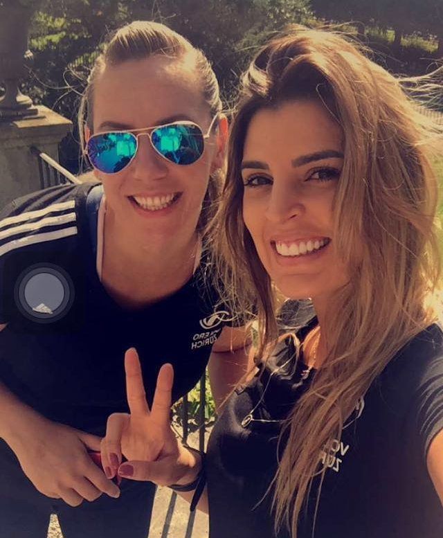 Double selfie | Scrolller