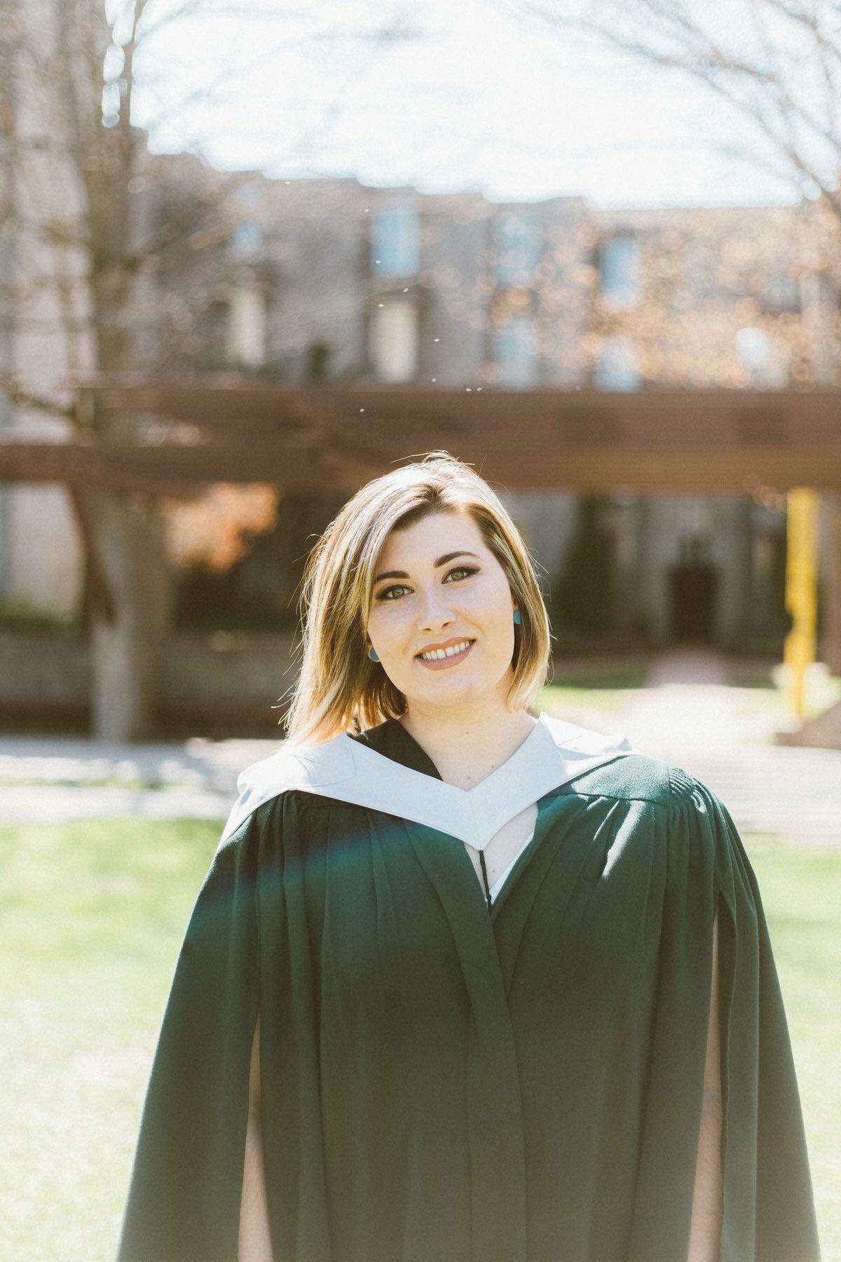 Draw me please 💕 | Scrolller