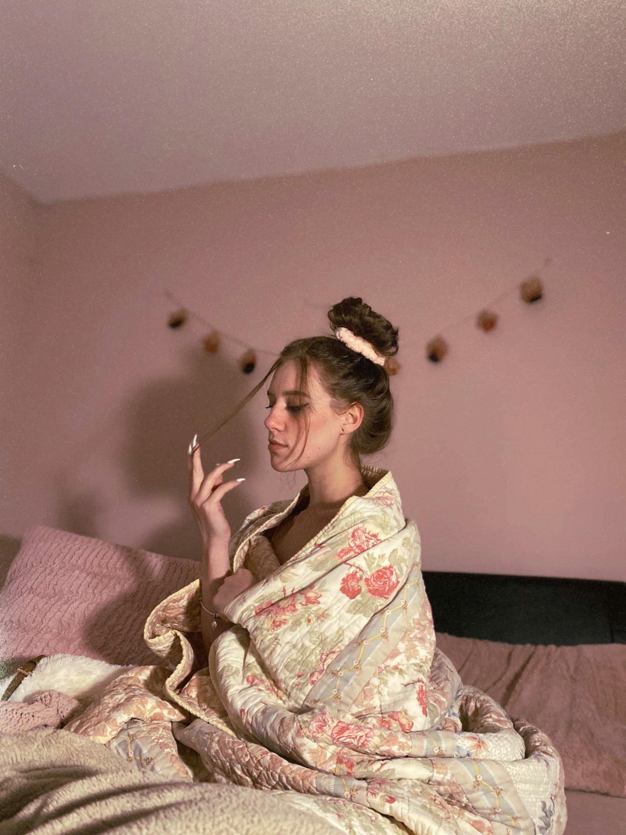 draw meeeee | Scrolller