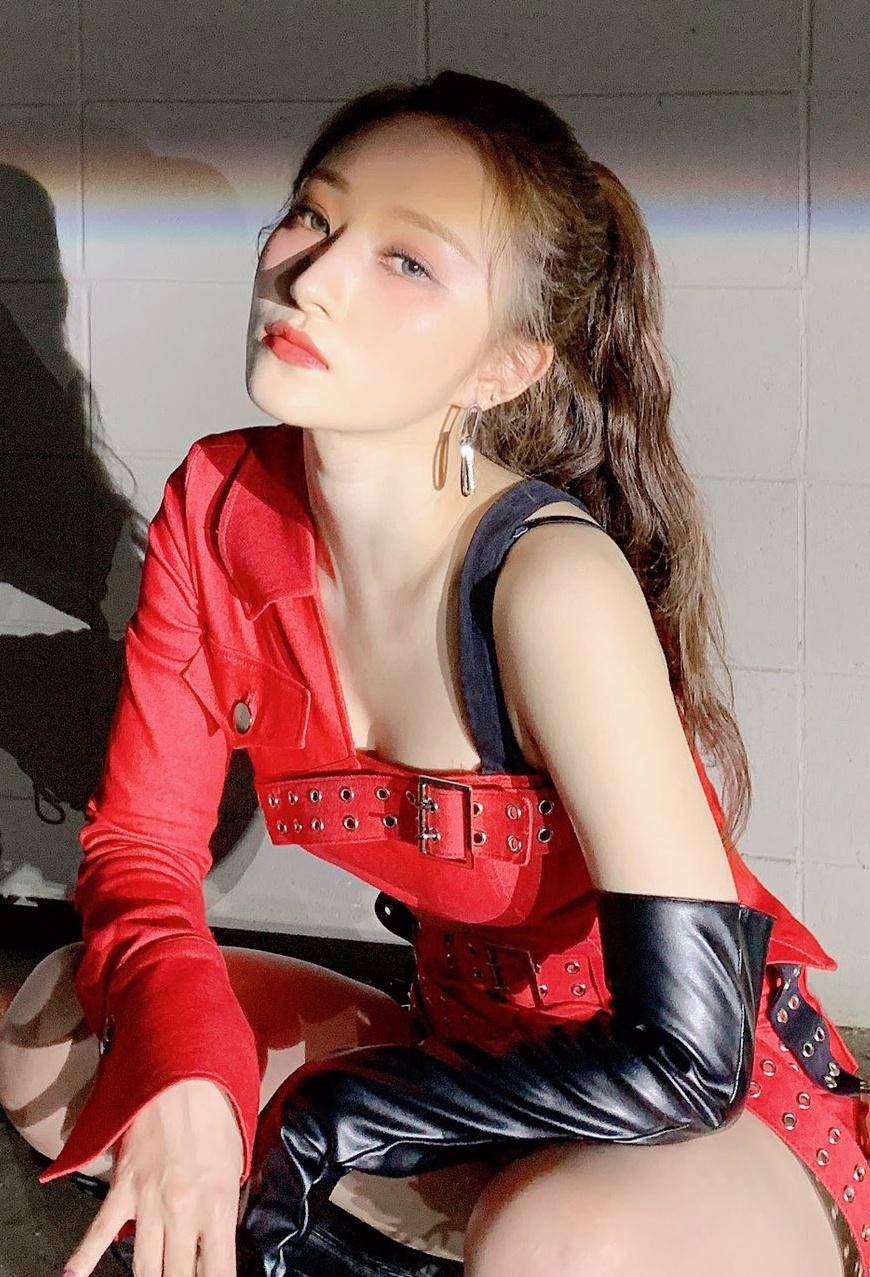 Dreamcatcher - SuA | Scrolller