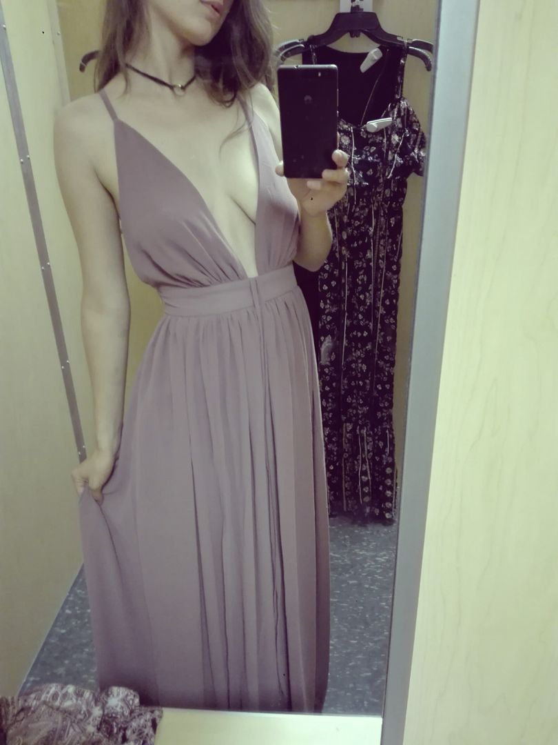 Dressing room fun for hubby. | Scrolller