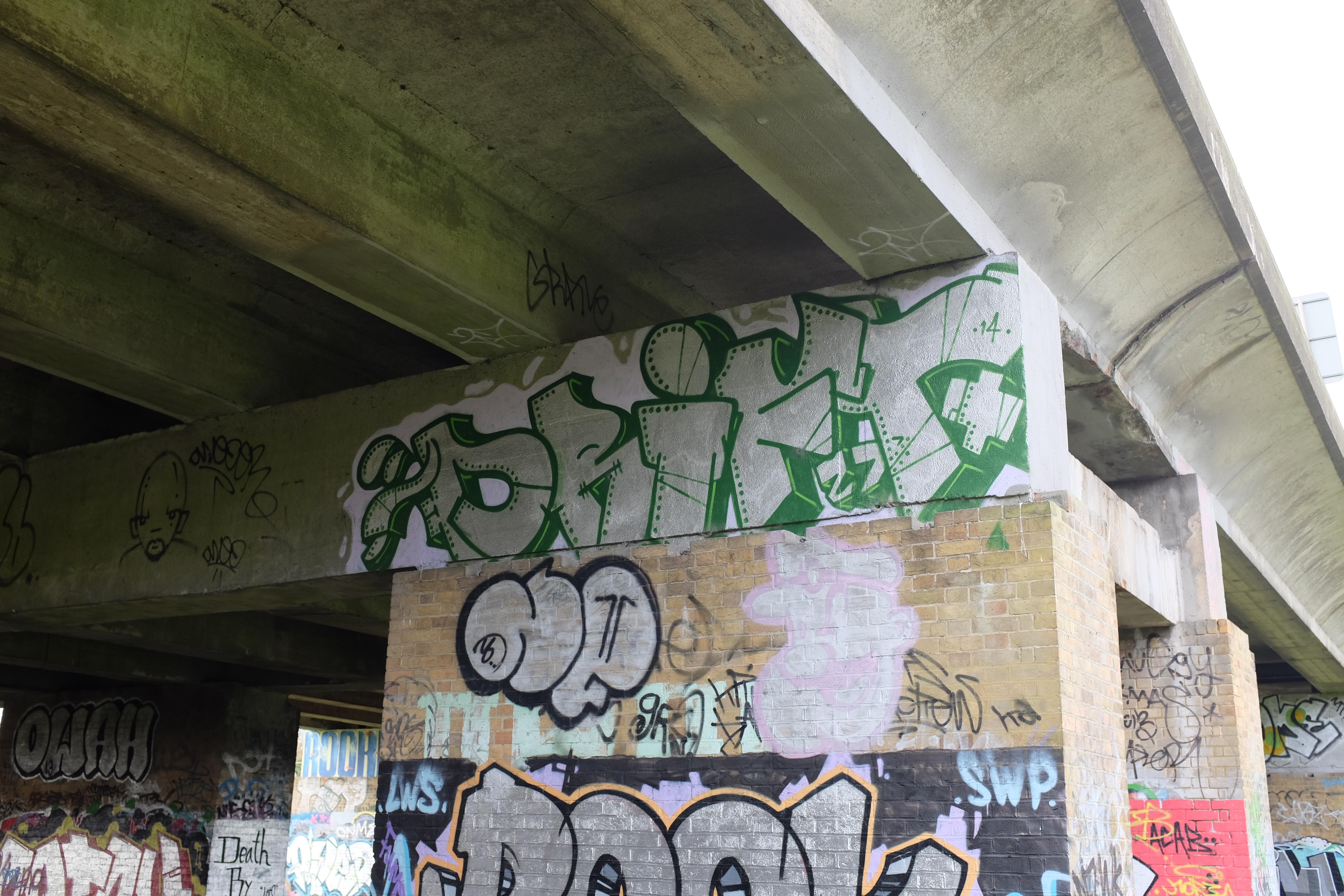 Drift London Scrolller