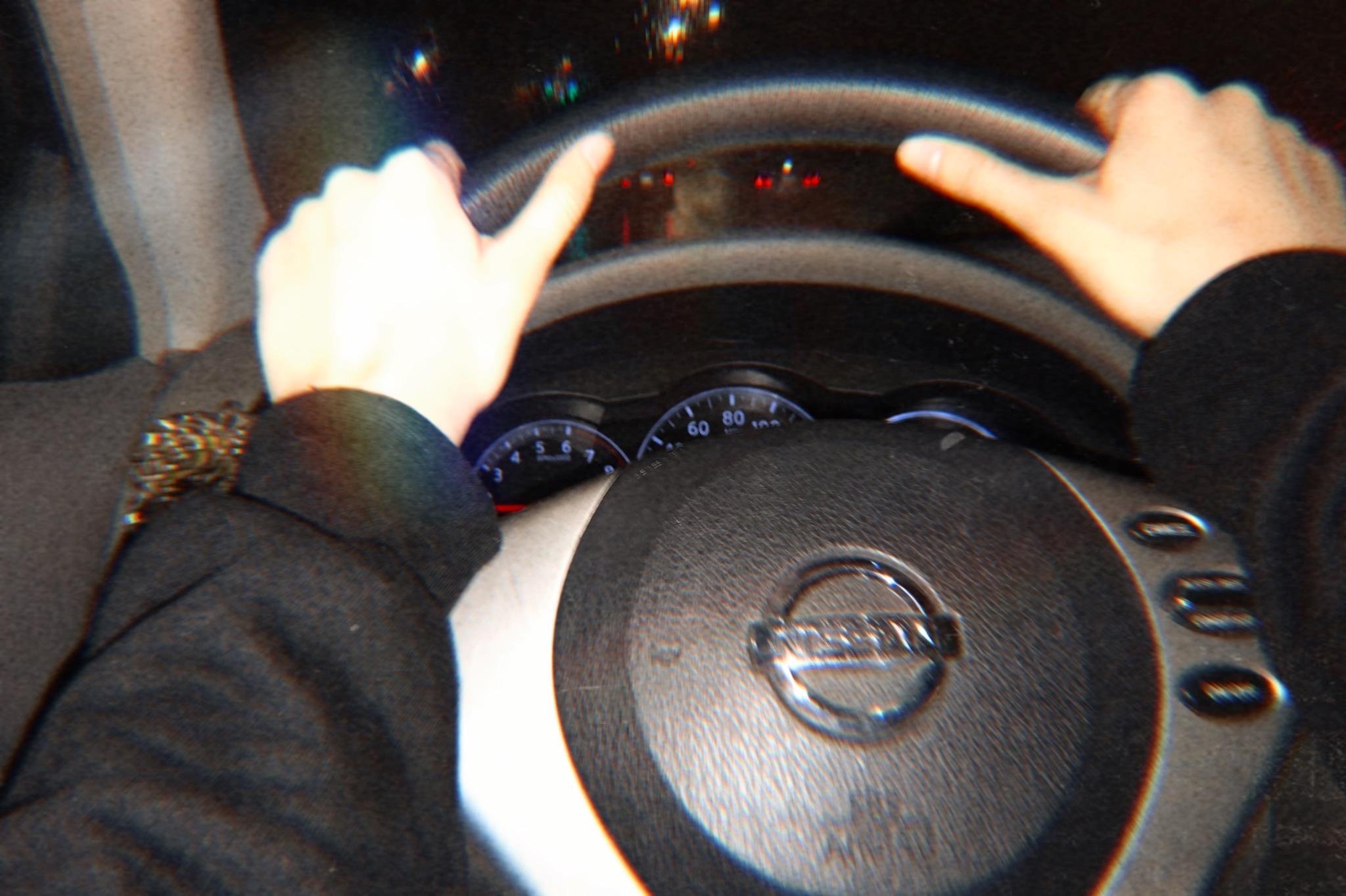 Driving hands tonight! | Scrolller