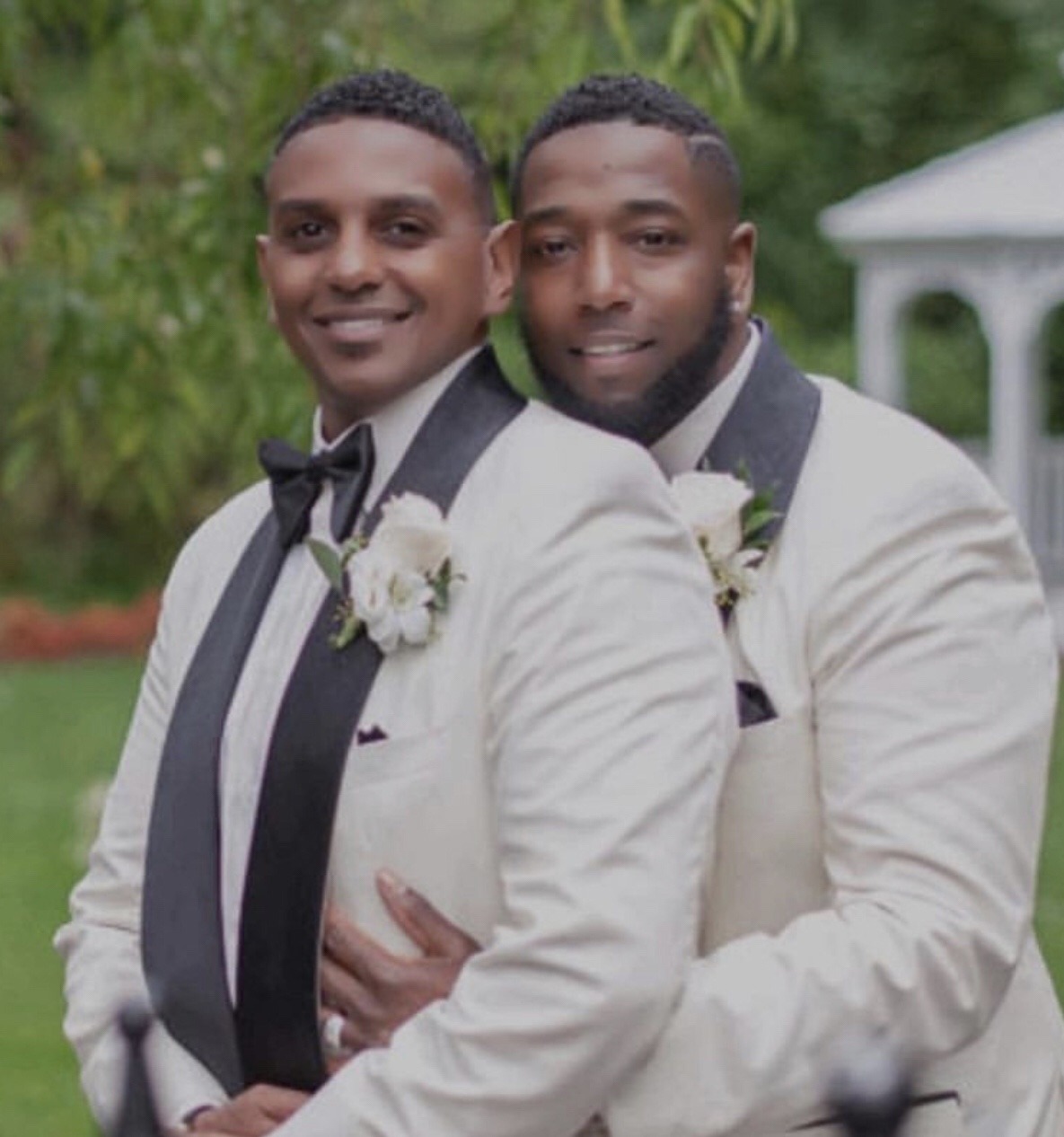 Dudes getting married | Scrolller