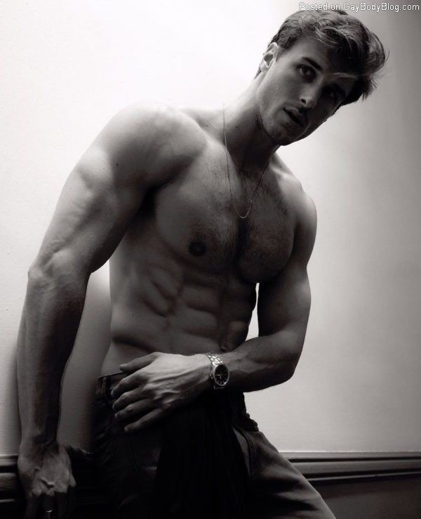 Dusty Lachowicz | Scrolller