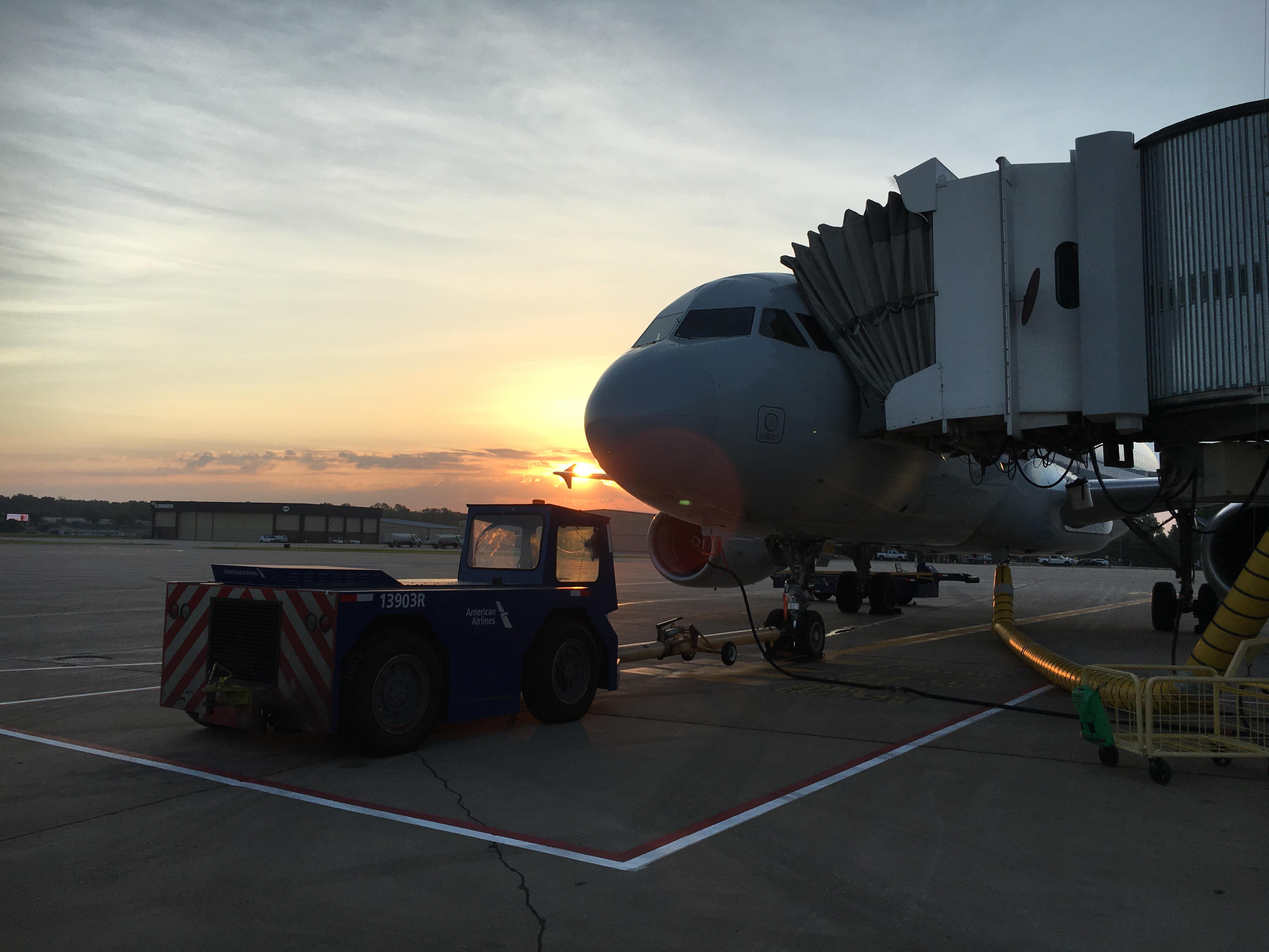 Early morning sunrise with American Airlines A320 | Scrolller