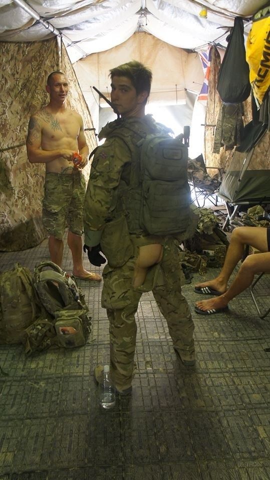 Easy Access | Scrolller