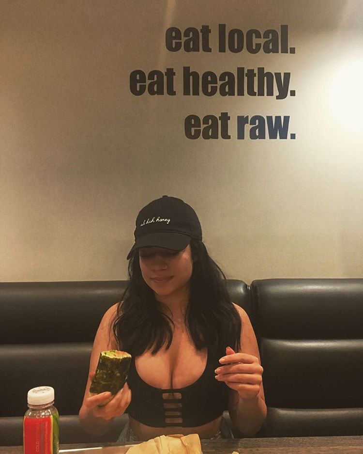 Eat local. Eat healthy. Eat raw. | Scrolller