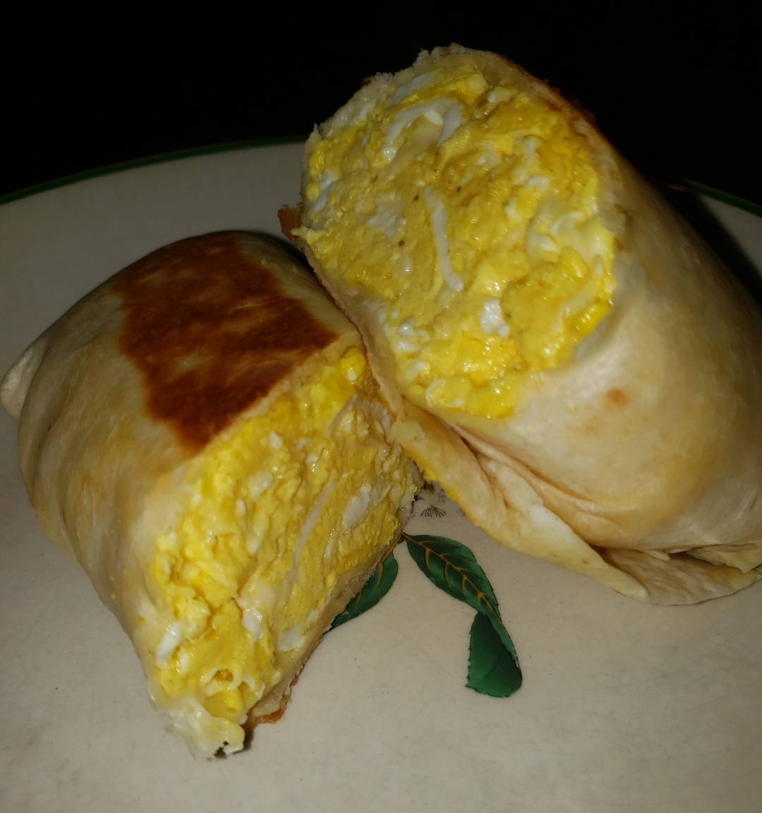 Egg & Cheese Breakfast Burrito | Scrolller