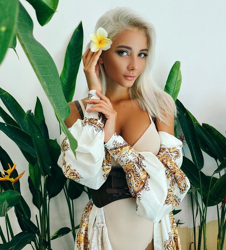 Ekaterina Shiryaeva (@katti_colour) | Scrolller