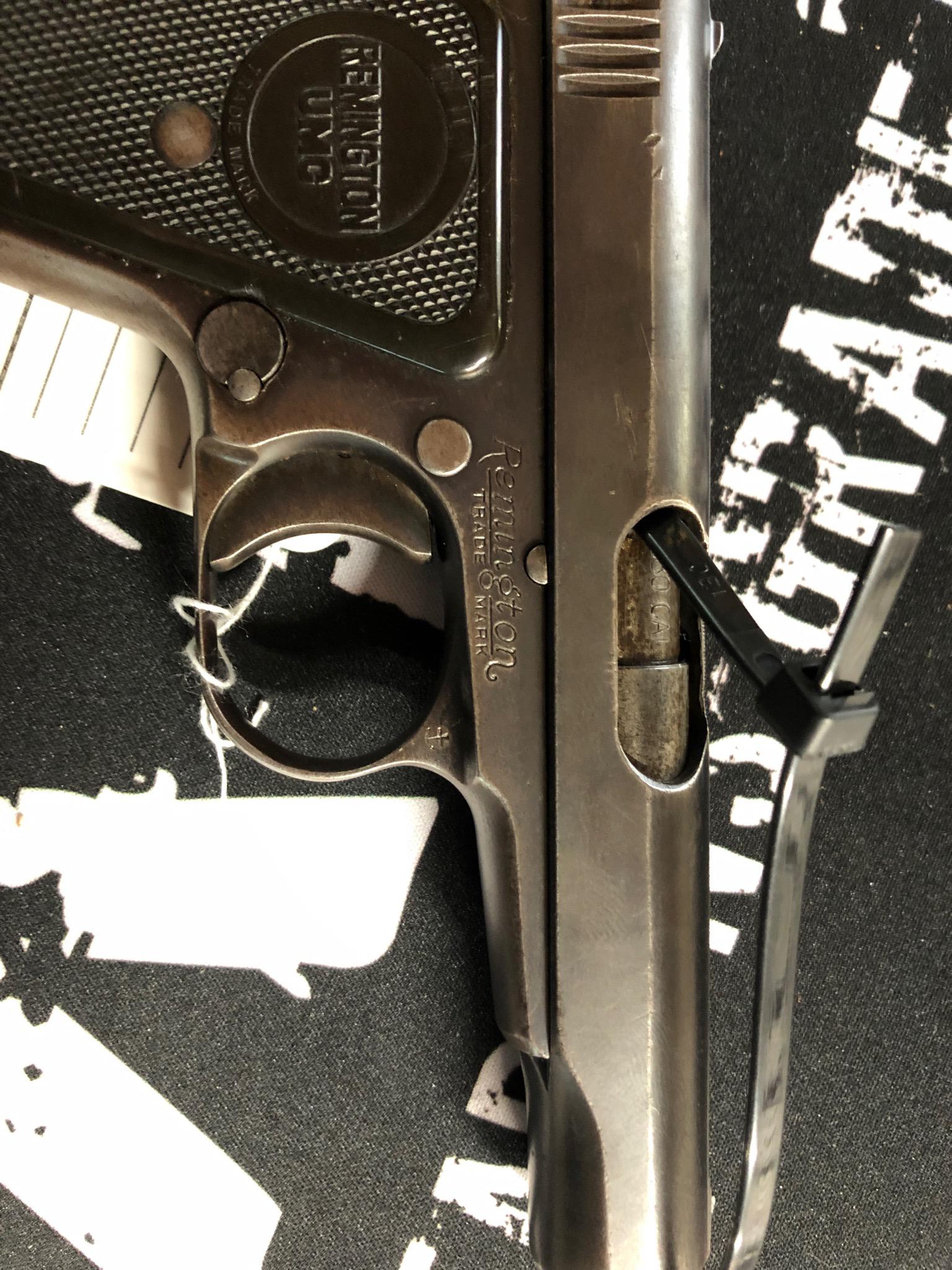 Elegant carry gun. | Scrolller