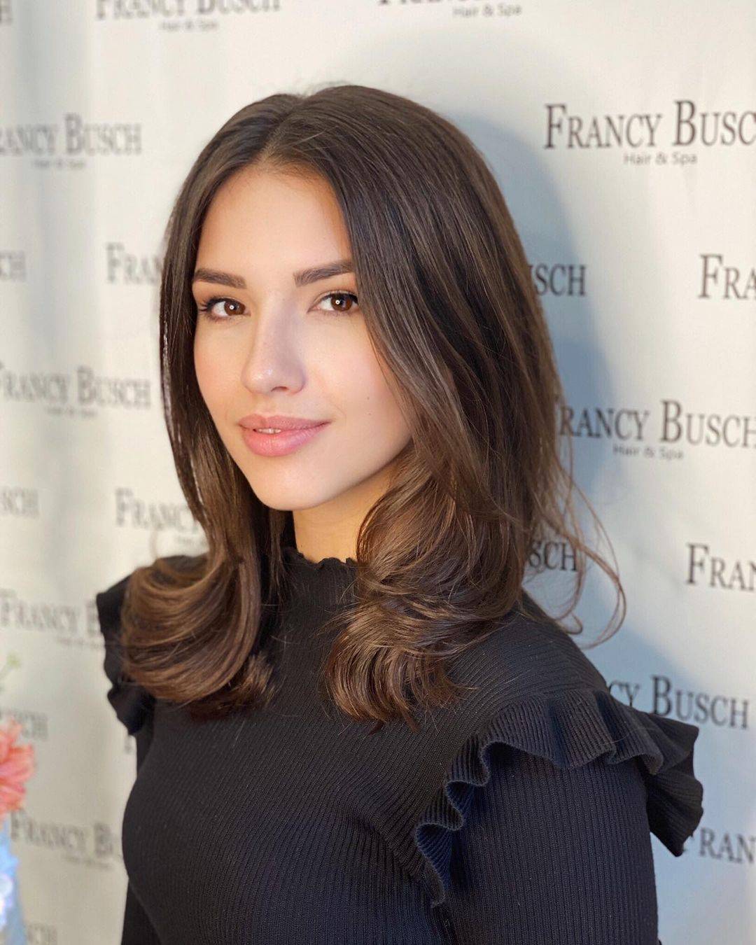 Elena Carlucci | Scrolller