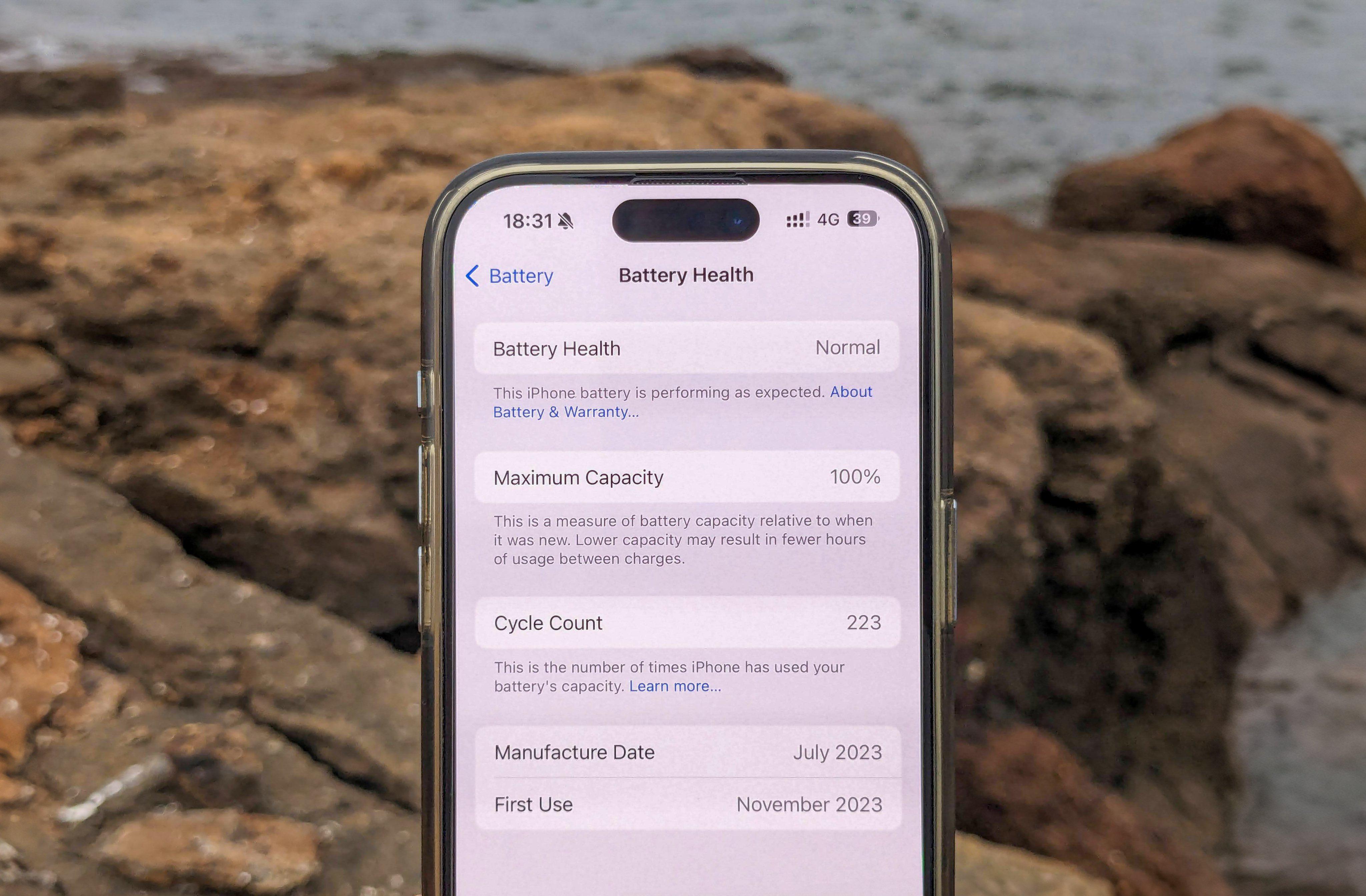Enable Cycle Count in battery section for iOS 16.5 | Scrolller