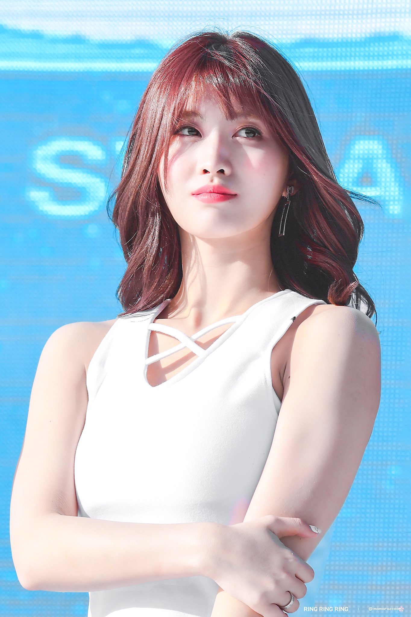 Ethereal Momo | Scrolller