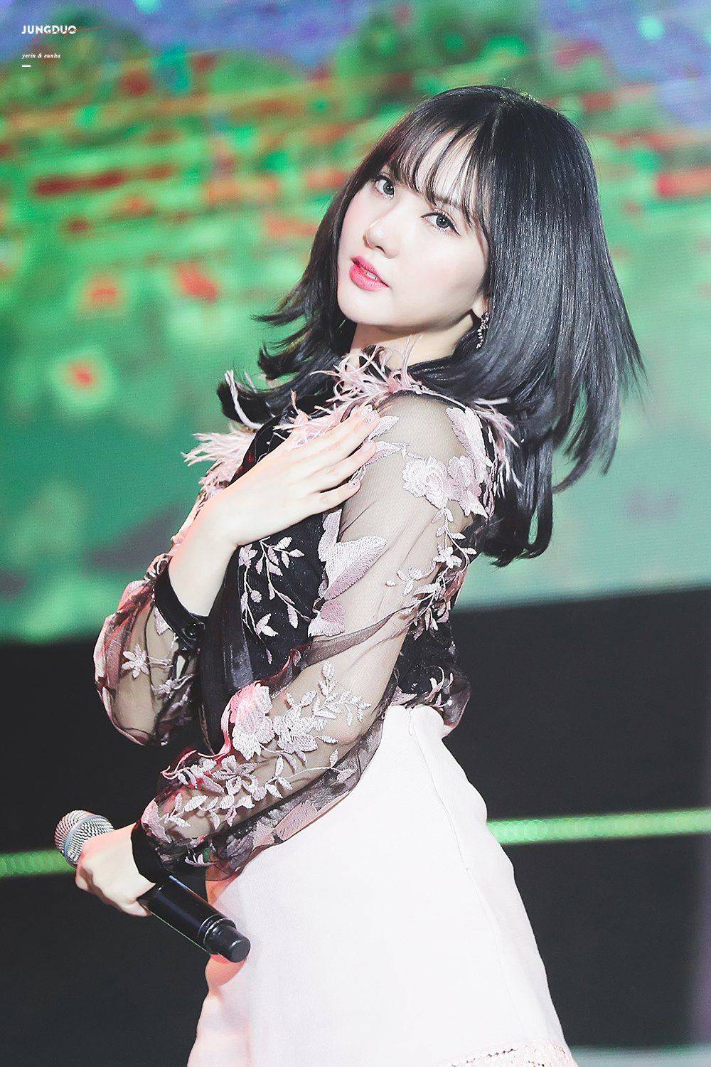 Eunha | Scrolller