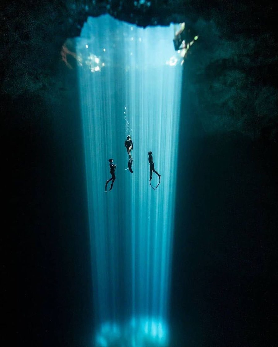 Exploring the underwater caves | Scrolller