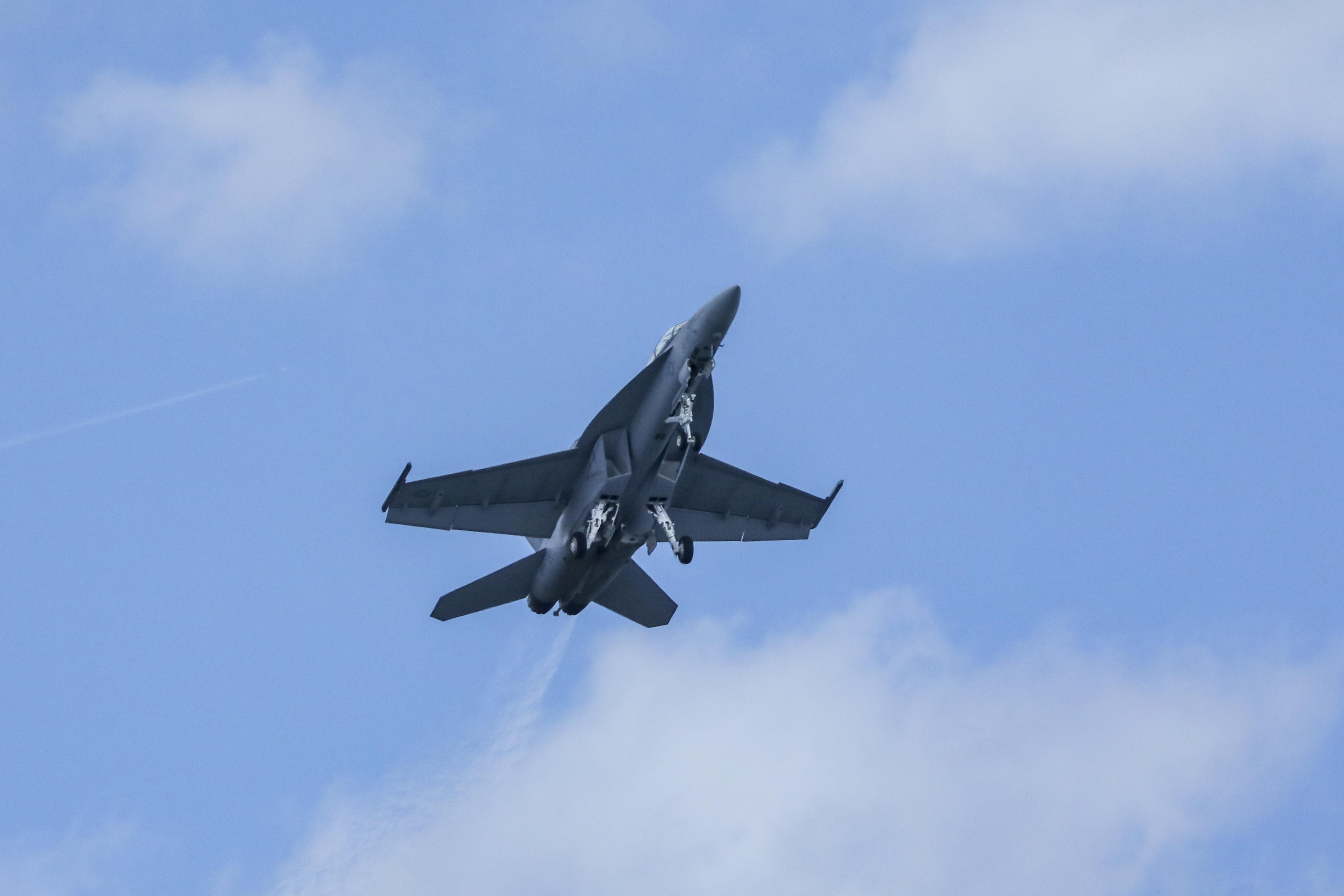 FA-18 Superhornet | Scrolller