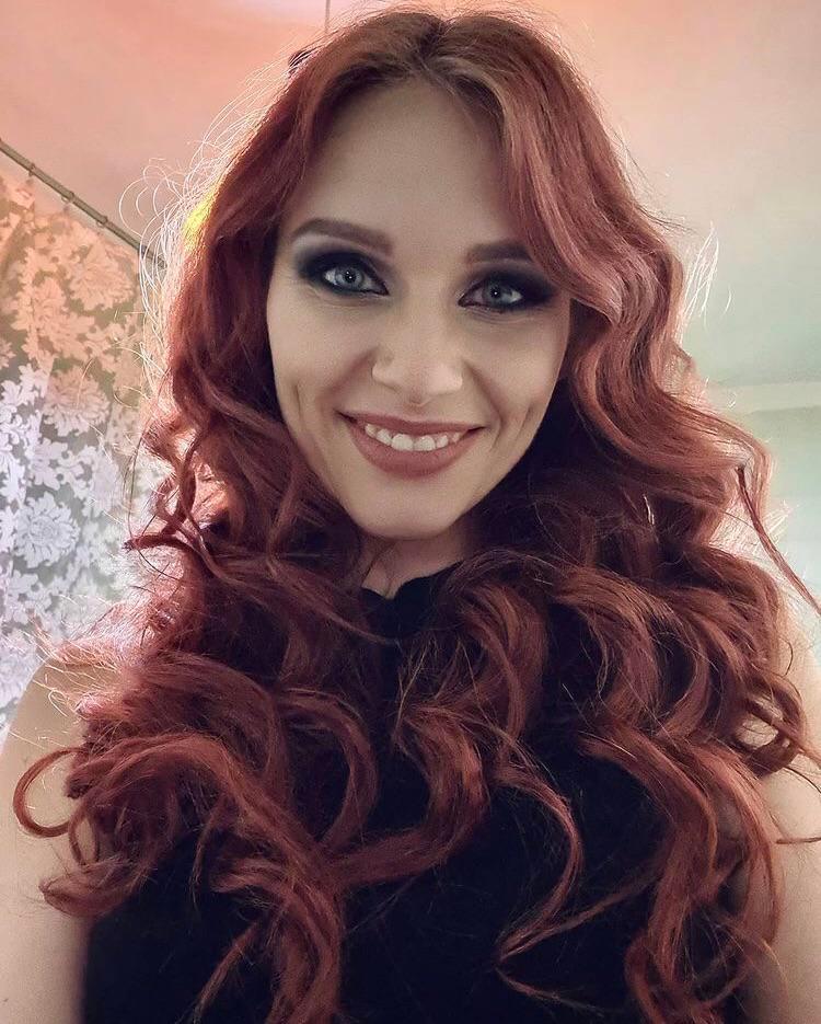 Fabienne Erni | Scrolller