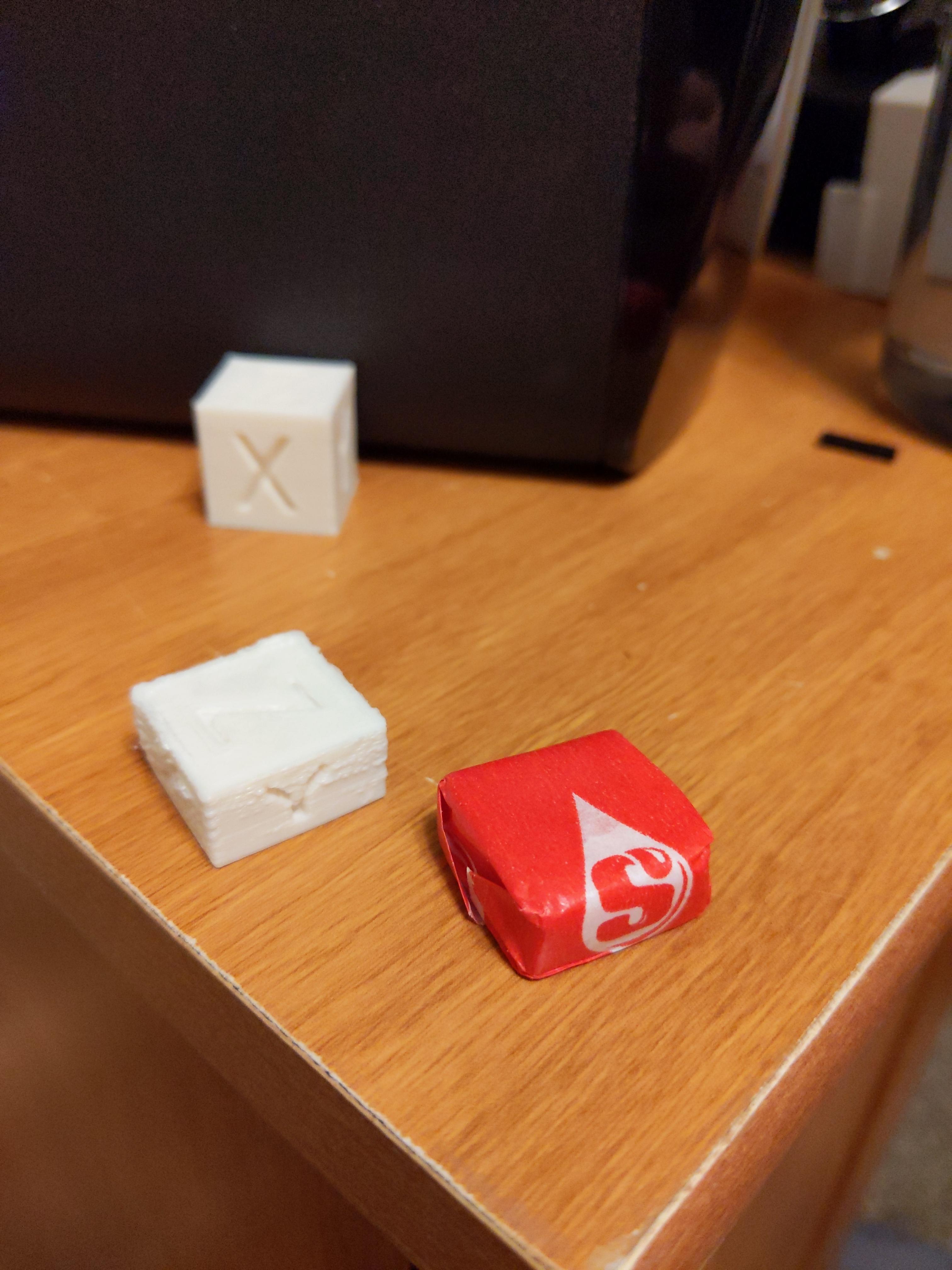 Failed print or starburst calibration cube? | Scrolller