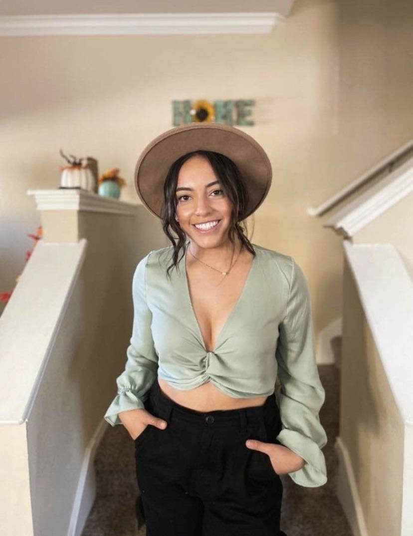 Fancy crop top | Scrolller